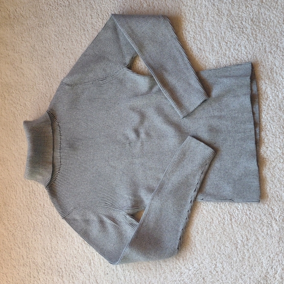 SPANNER | Sweaters | Grey Weave With Black Undertones Turtleneck ...